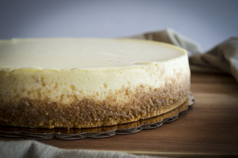 Plain Cheesecake 10 Inch Three Brothers Bakery